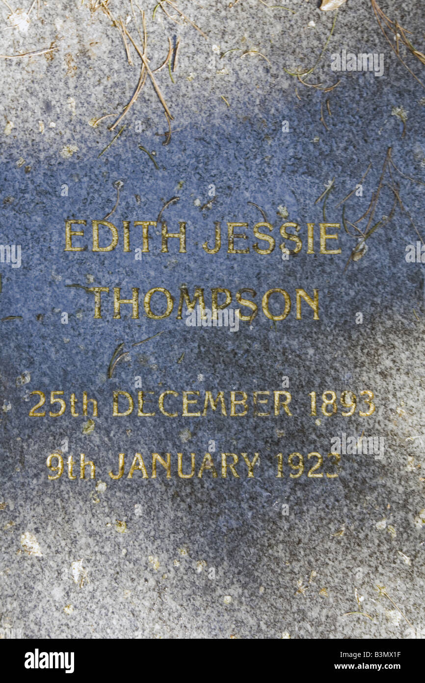 Mrs Edith Jessie Thompson 1893 - 1923 Memorial Grave Marker Stock Photo ...