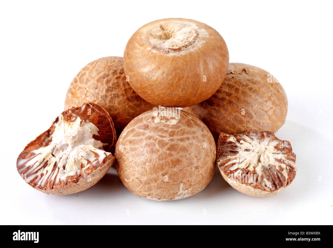 Cut betel nuts hi-res stock photography and images - Alamy