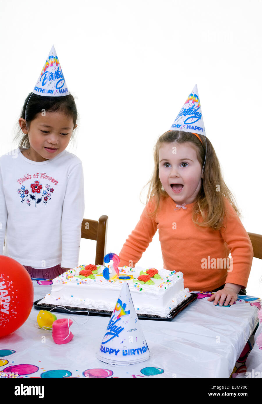 A group of young children celebrate a birthday party Stock Photo - Alamy