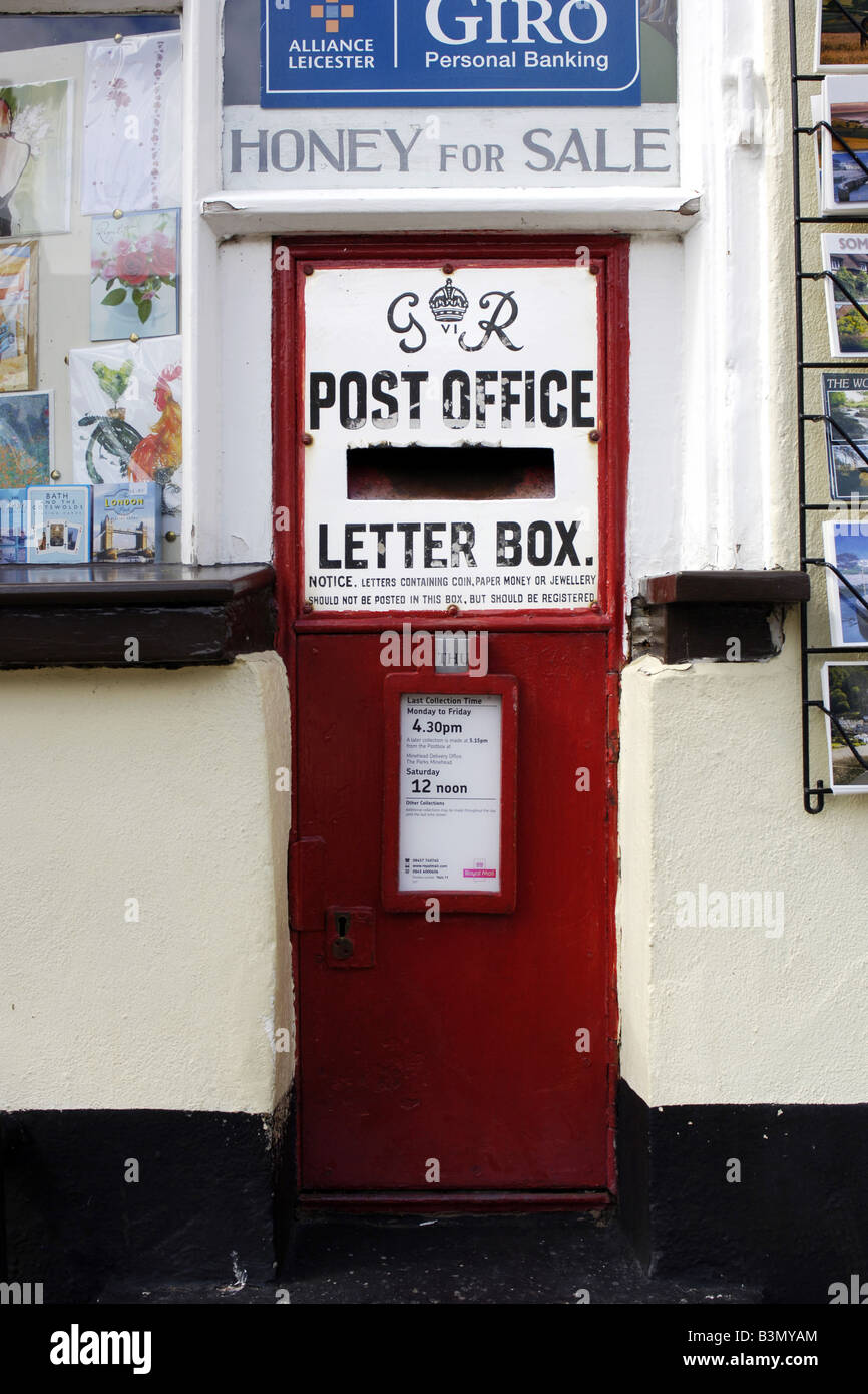 Old fashioned 1930s Post Office Letter Box Stock Photo - Alamy