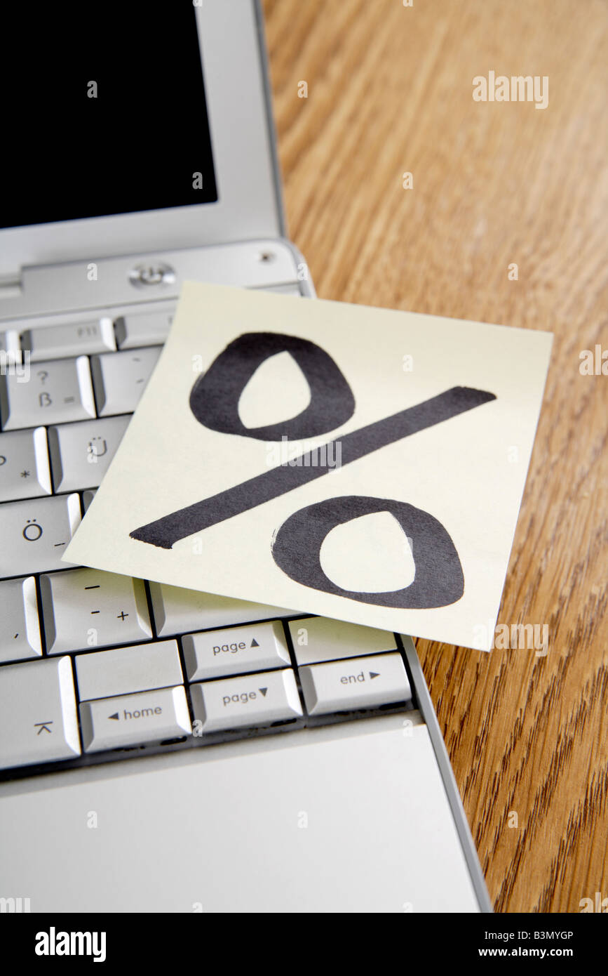 Adhesive note displaying the "percent sign Stock Photo - Alamy