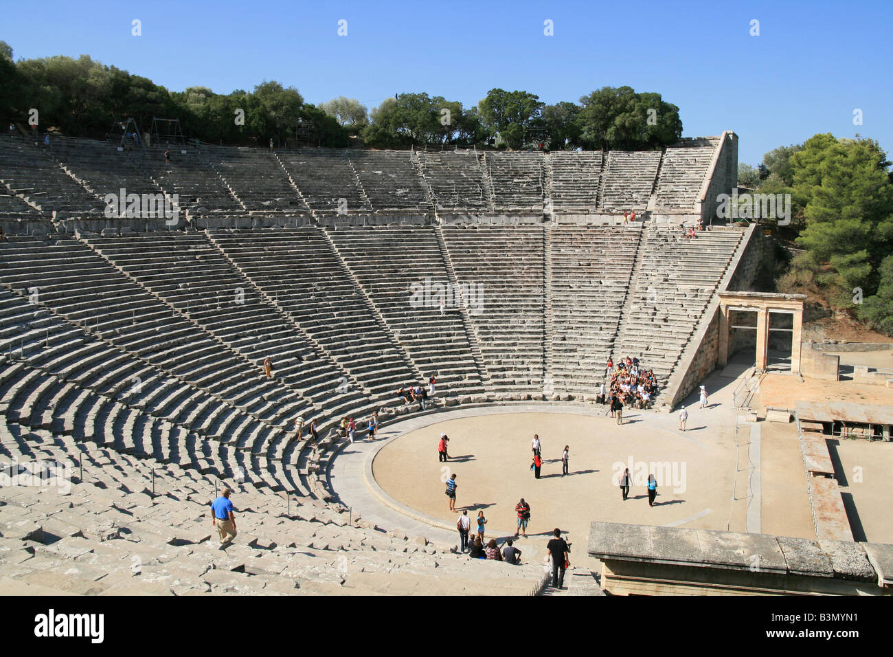 Ancient theatre of epidavros hi-res stock photography and images - Alamy