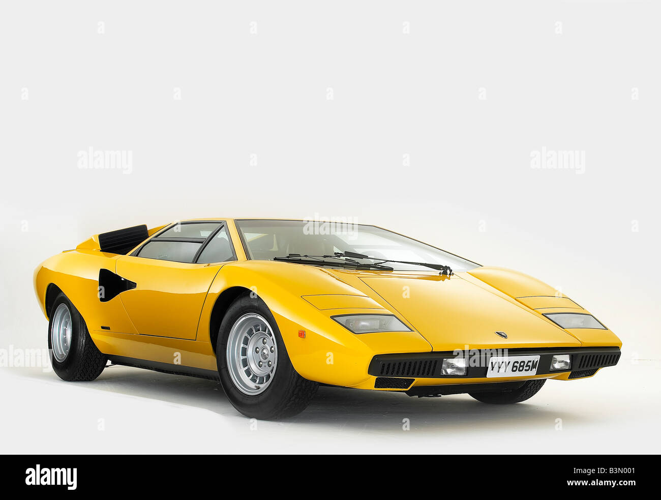 Lamborghini countach hi-res stock photography and images - Alamy