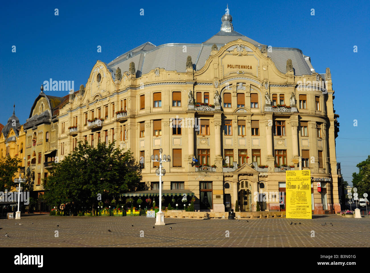 Piata victoriei hi-res stock photography and images - Alamy