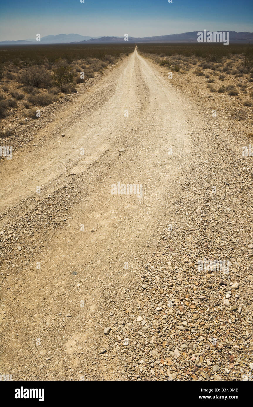 Road with no end hi-res stock photography and images - Alamy