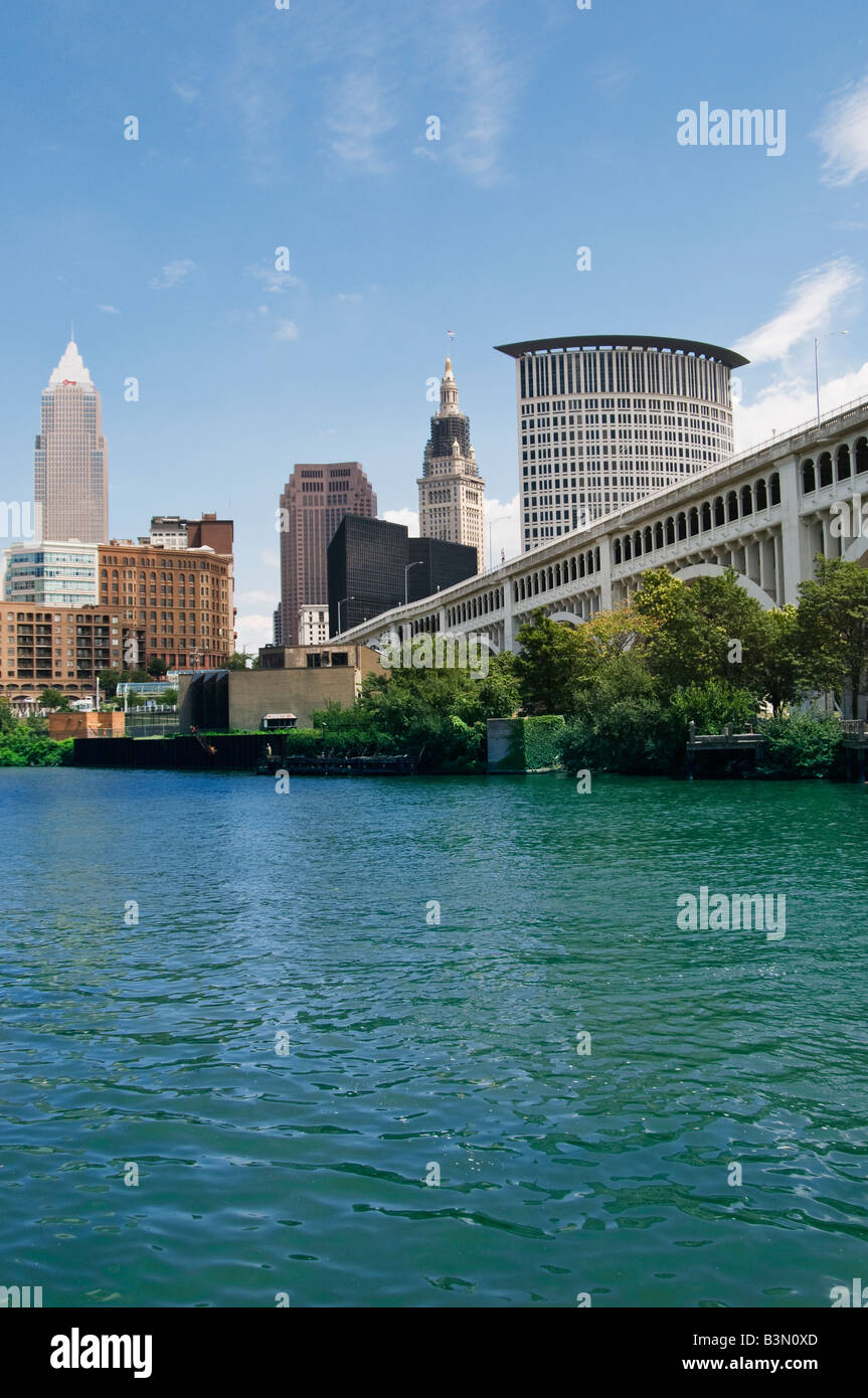 Downtown cleveland river hi-res stock photography and images - Alamy