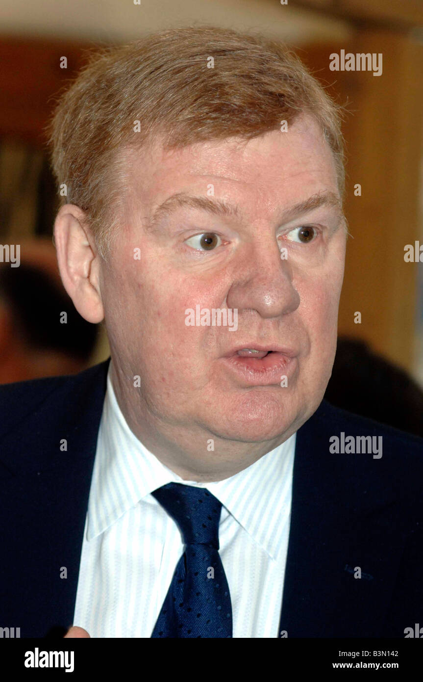 Professor Sir Liam Donaldson Stock Photo - Alamy