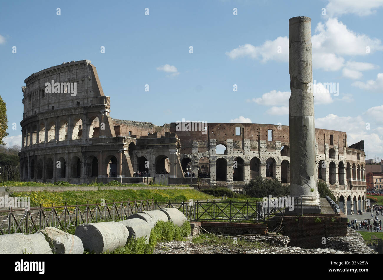 Coliseo romano hi-res stock photography and images - Alamy
