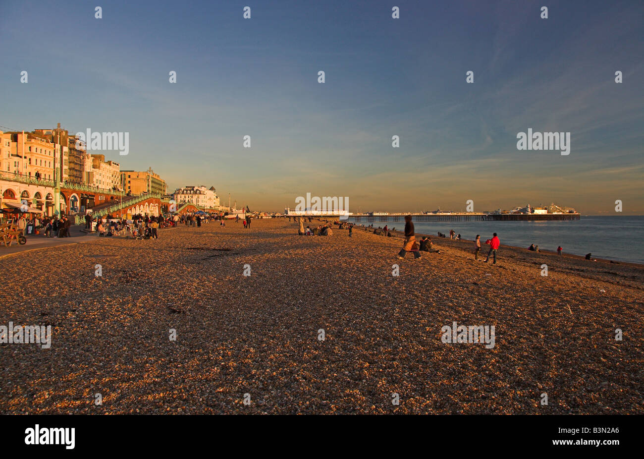 A winter day on the beach in Brighton Stock Photo - Alamy