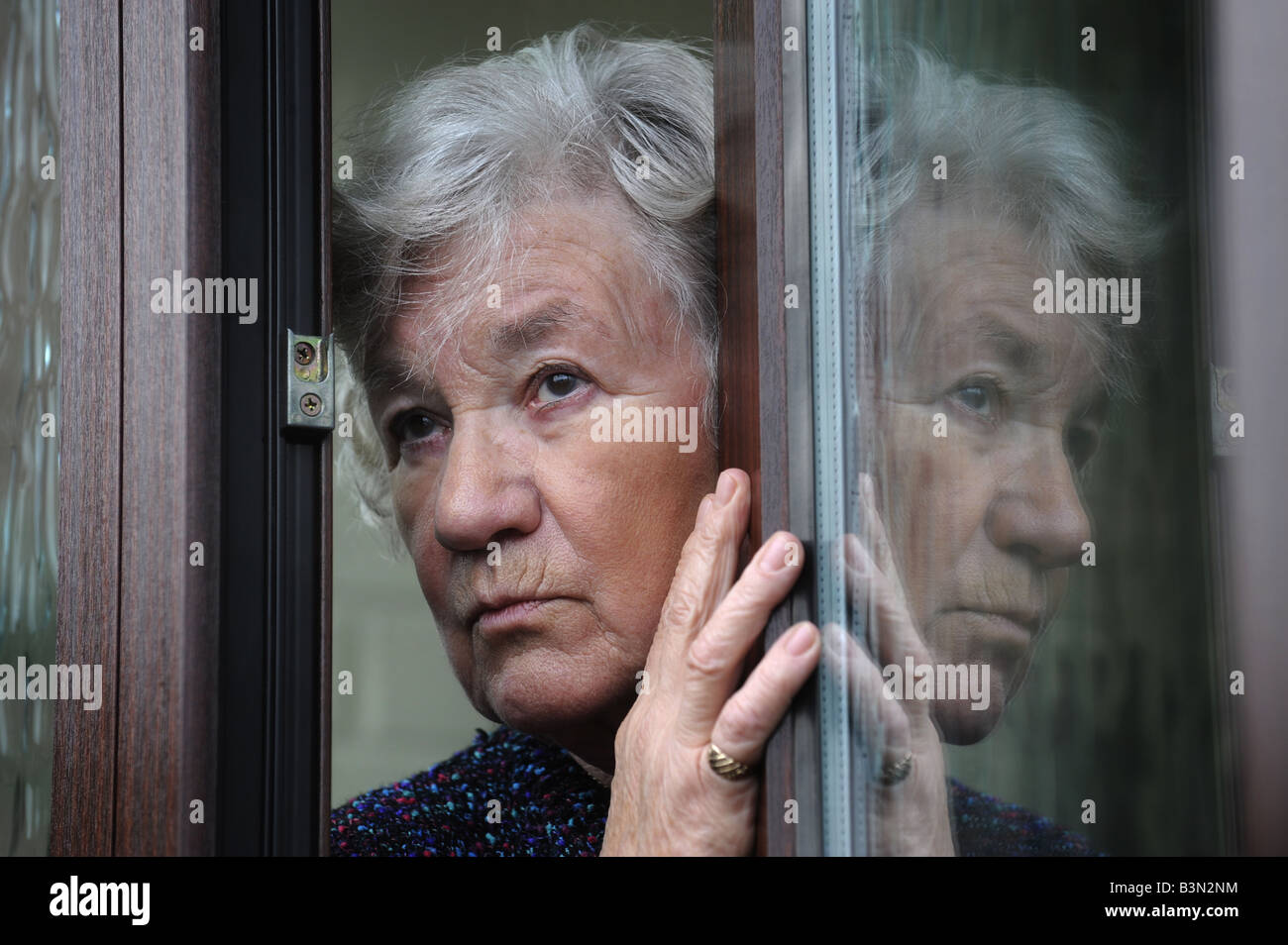 Peeking around door hi-res stock photography and images - Alamy