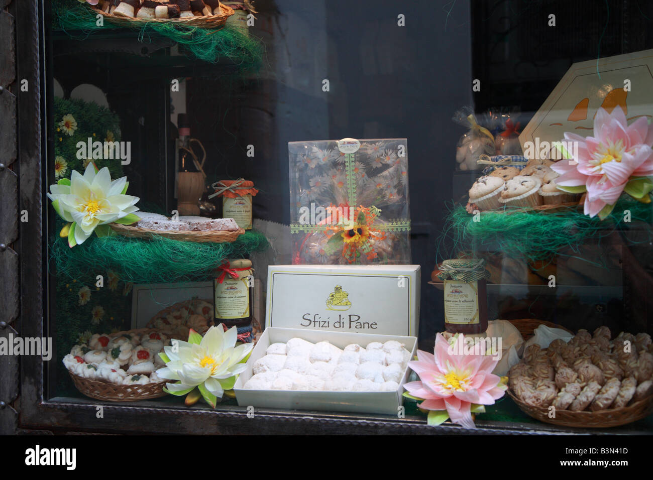shop window with biscuits and cookies Stock Photo - Alamy