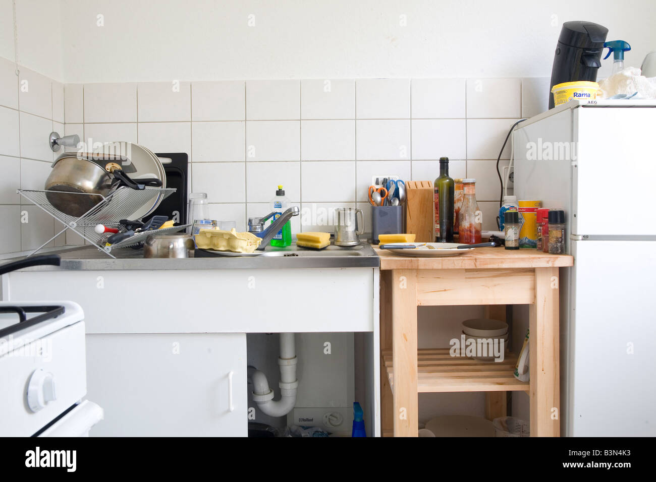 a messy working kitchen Stock Photo - Alamy
