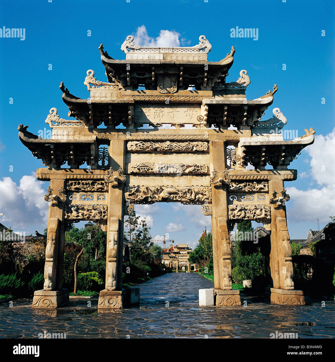 Torri gate hi-res stock photography and images - Alamy