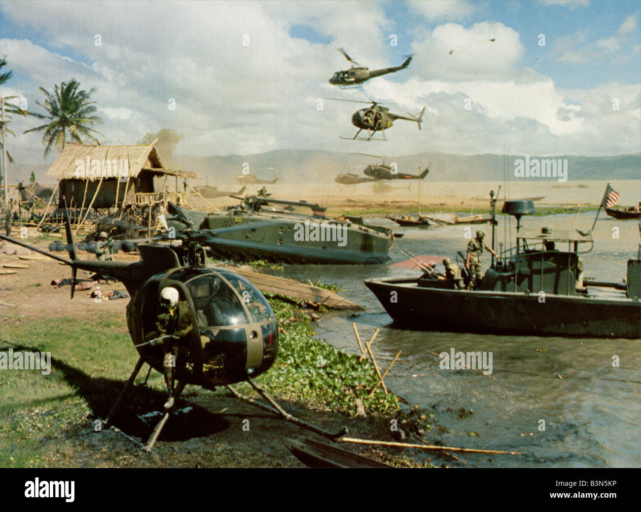 APOCALYPSE NOW 1979 Omni Zeotrope film Stock Photo - Alamy