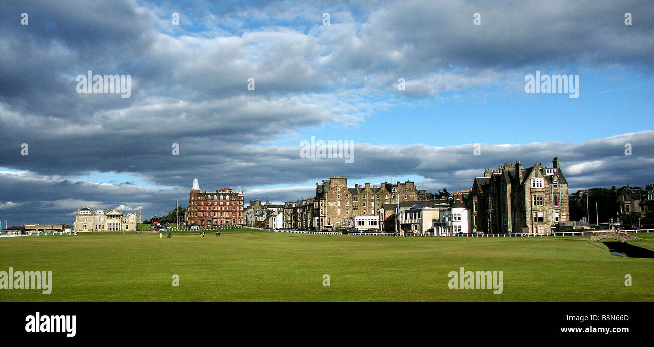 Buildings In Golf Course Stock Photo - Alamy