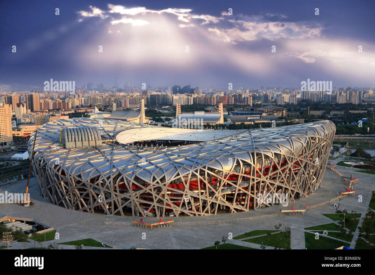 Beijing olympic stadium structure hi-res stock photography and images ...