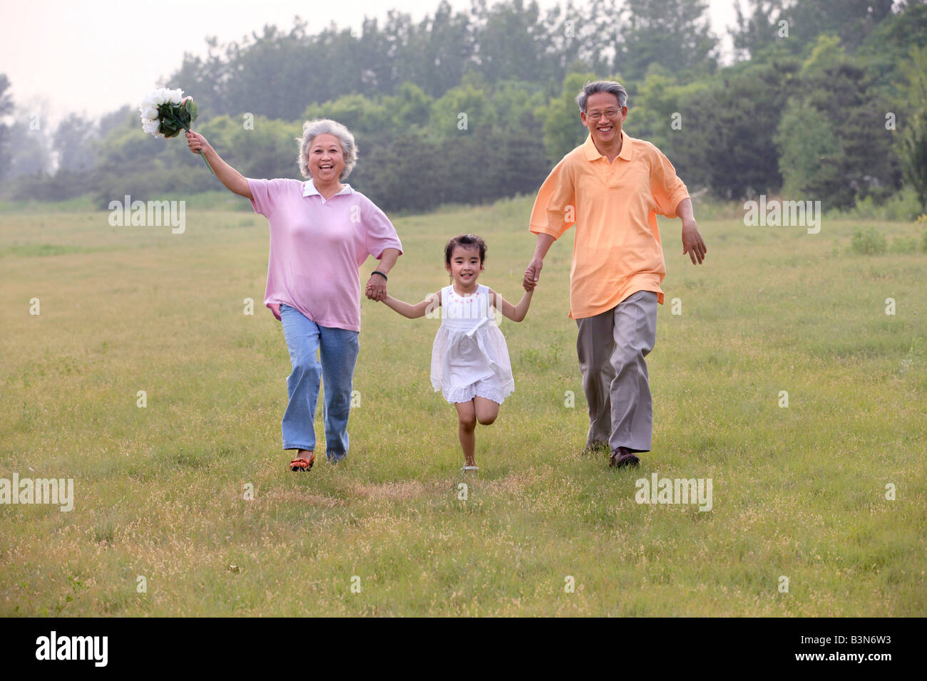 chinese families picnicing outdoors,beijing,china Stock Photo - Alamy