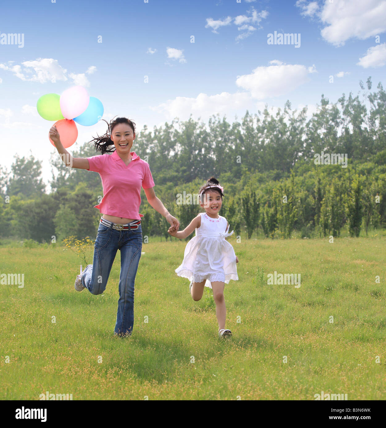 chinese families picnicing outdoors,beijing,china Stock Photo - Alamy