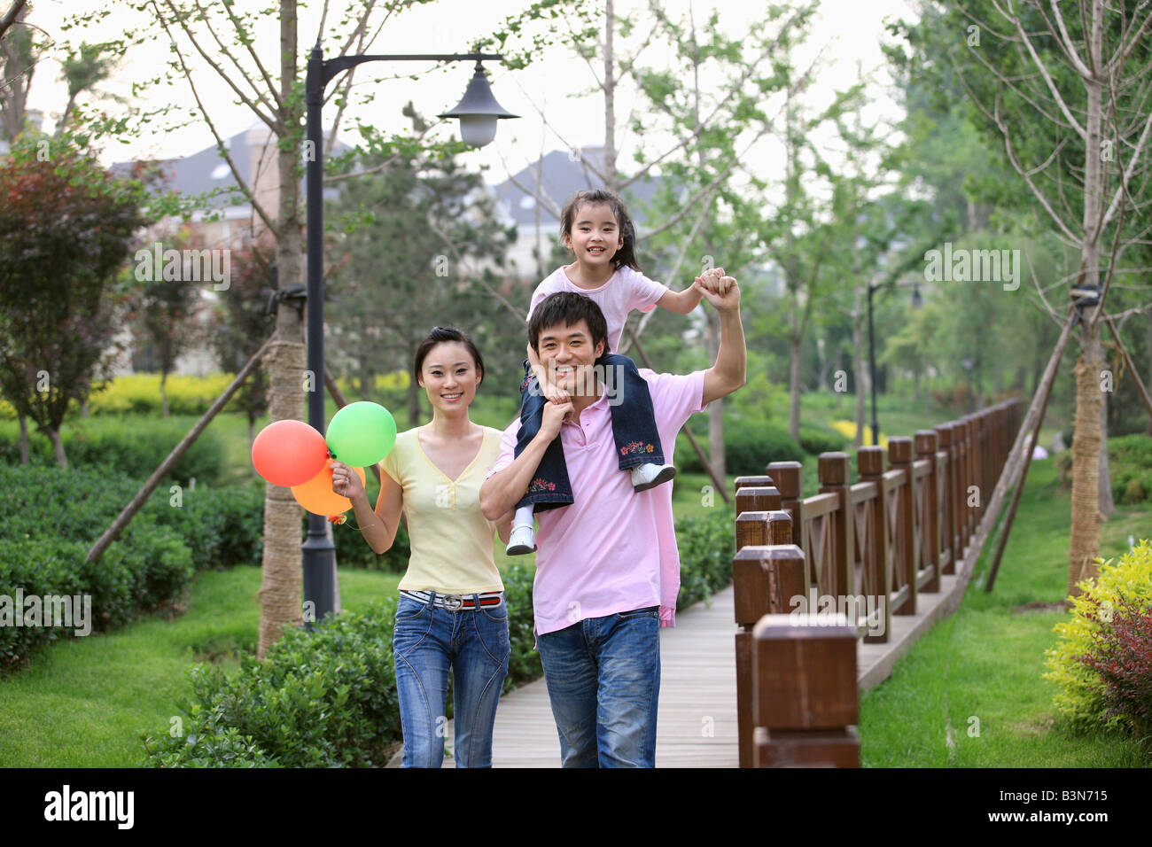 chinese families picnicing outdoors,beijing,china Stock Photo - Alamy