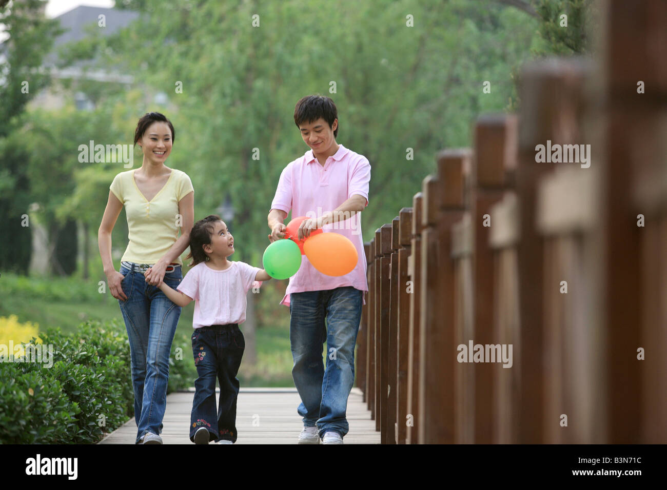 chinese families picnicing outdoors,beijing,china Stock Photo - Alamy