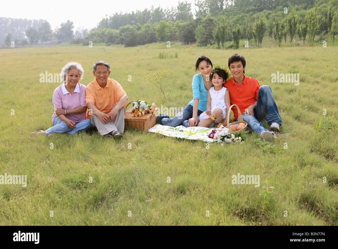 chinese family picnicing outdoors,beijing Stock Photo - Alamy