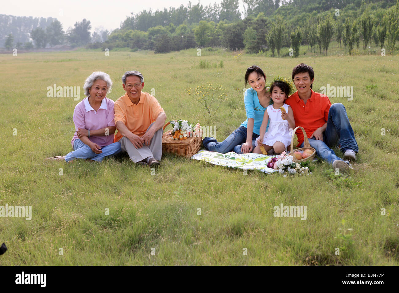 chinese family picnicing outdoors,beijing Stock Photo - Alamy