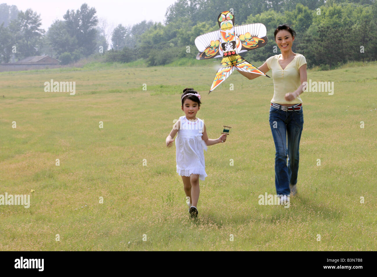 Picnicing area hi-res stock photography and images - Alamy