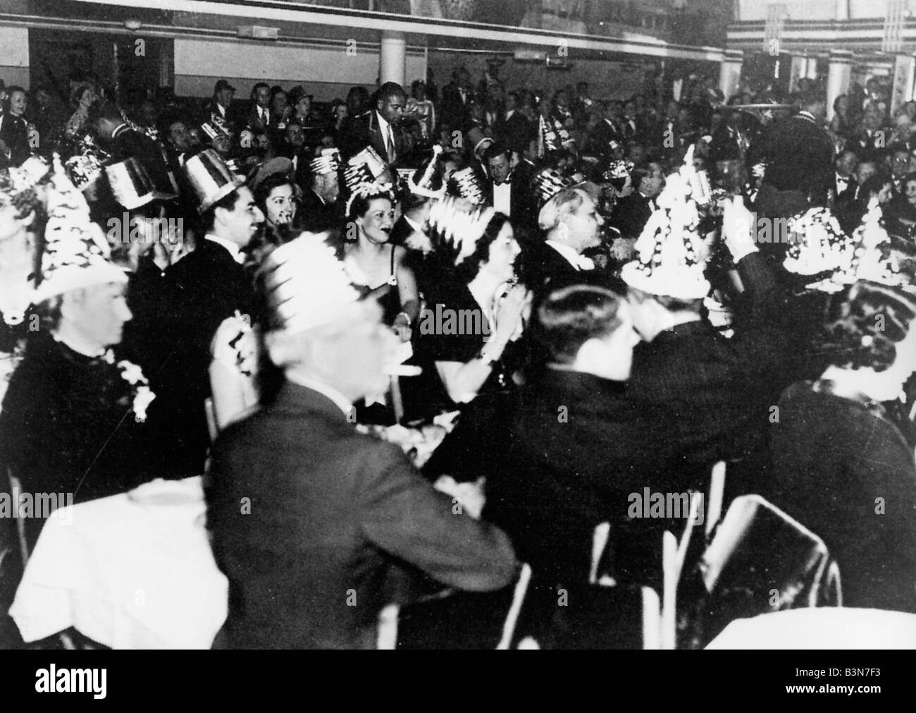 New york jazz club 1930s hi-res stock photography and images - Alamy