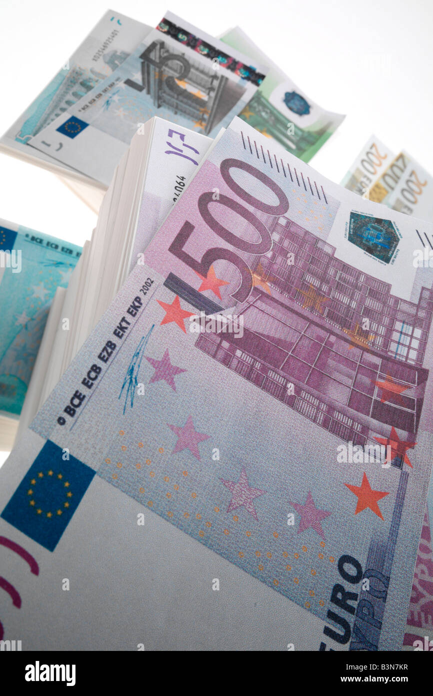 5 euro banknotes hi-res stock photography and images - Alamy