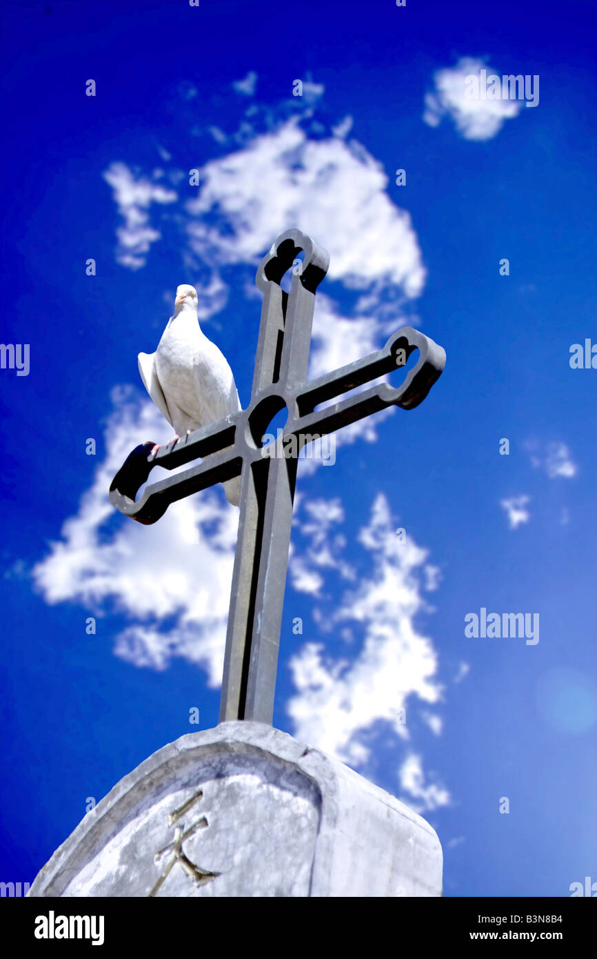 China cross church hi-res stock photography and images - Alamy
