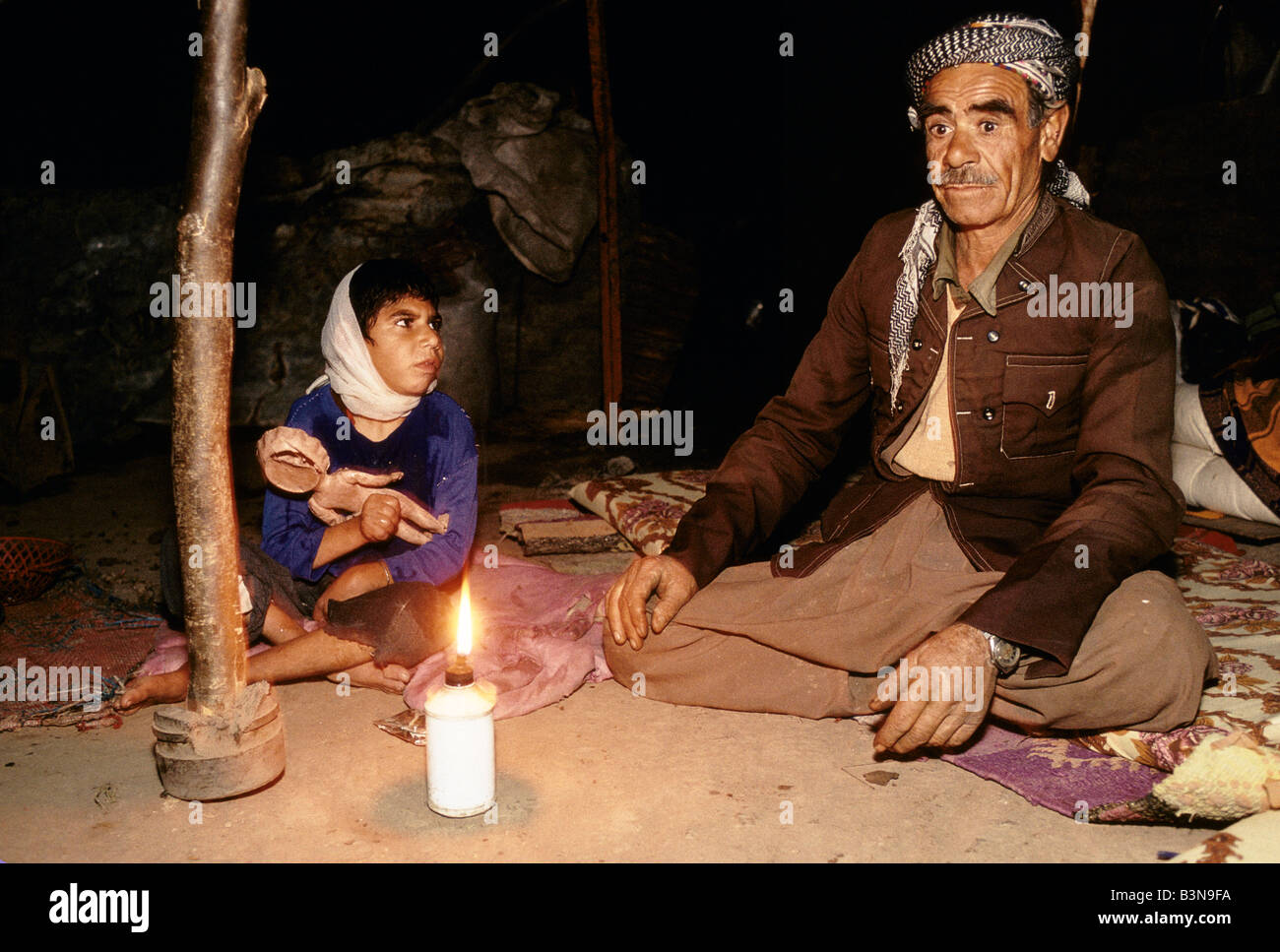 Kurdish father and son kurdistan hi-res stock photography and images ...