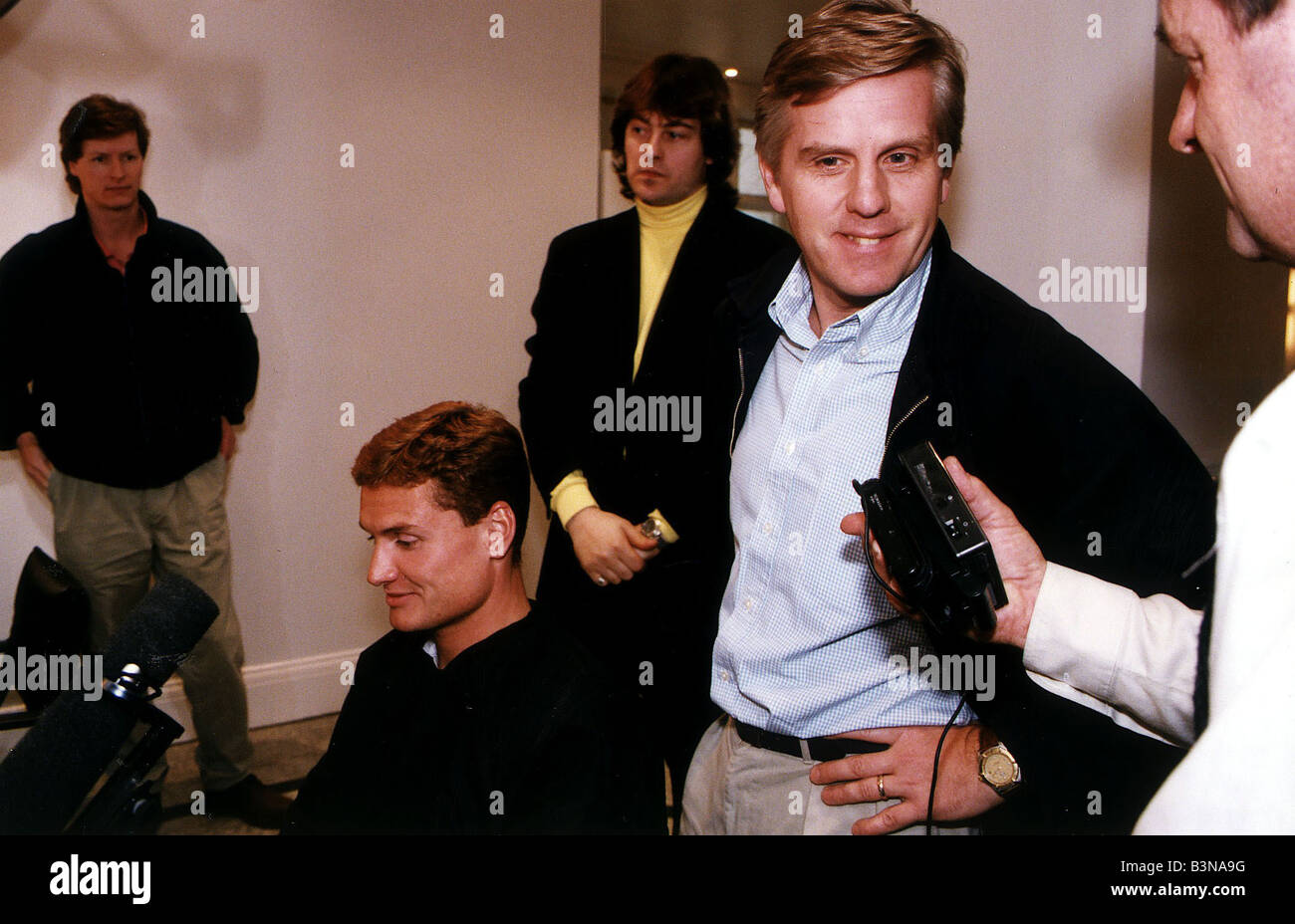 Steve ryder tv presenter grandstand hi-res stock photography and images ...