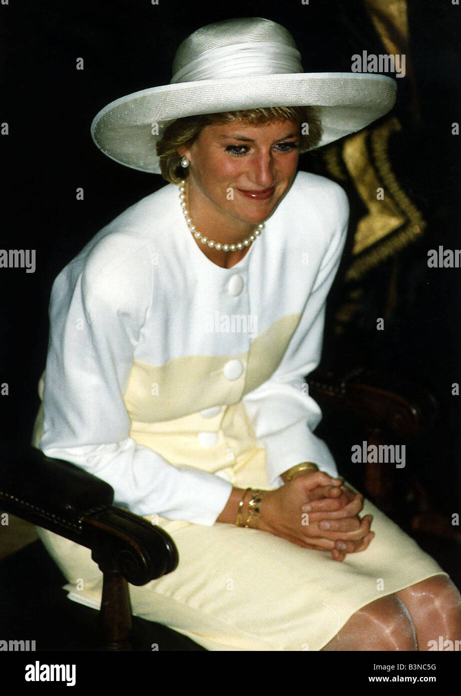Princess Diana at the Royal Academy of Music graduation at St ...