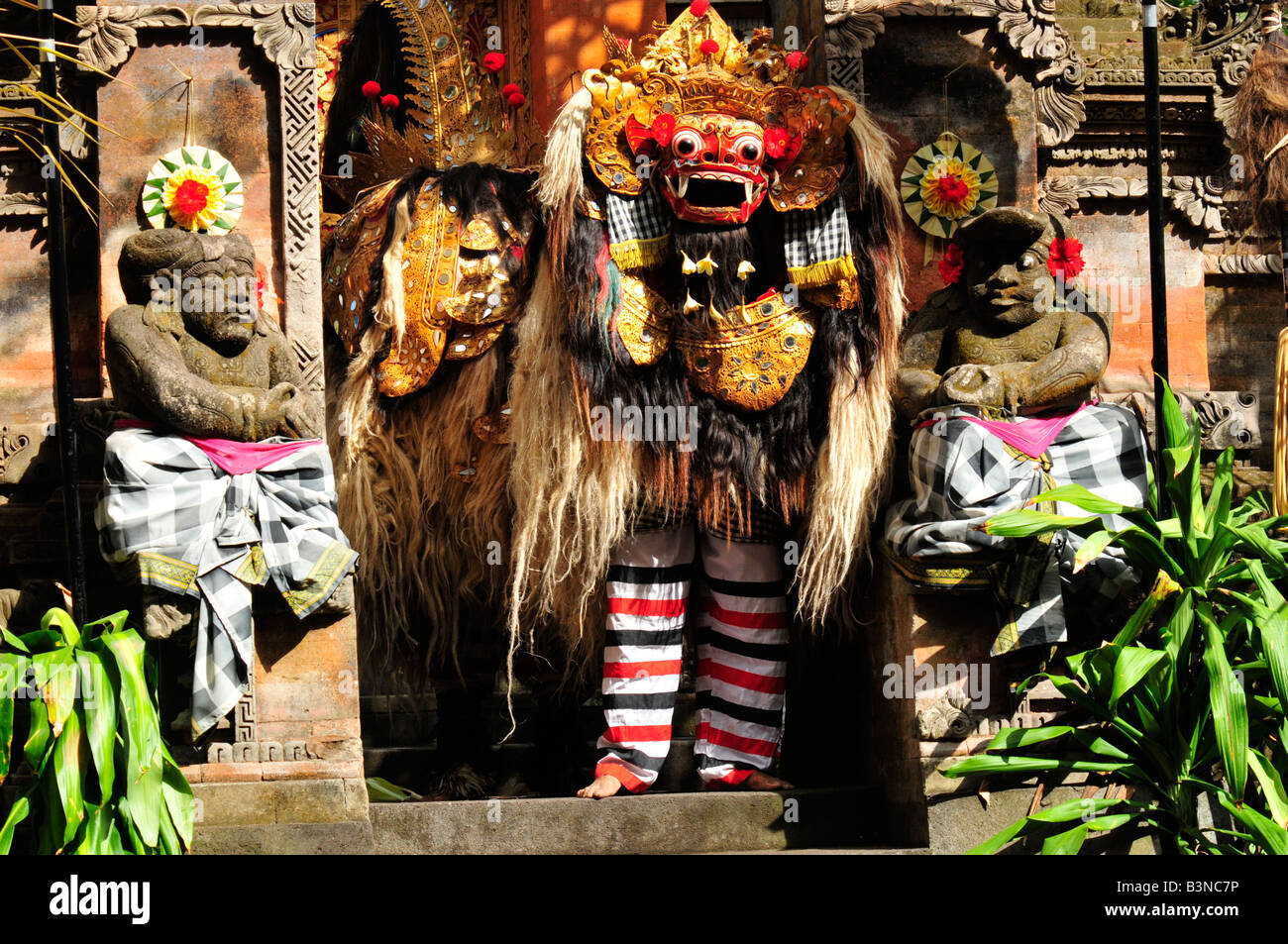 barong dance , batubulan , island of bali , indonesia Stock Photo - Alamy