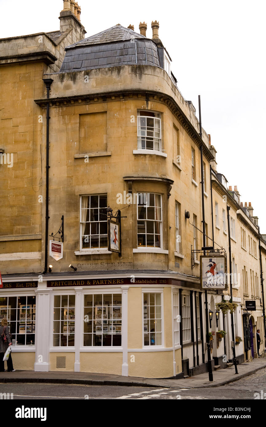 English style georgian house hi-res stock photography and images - Alamy