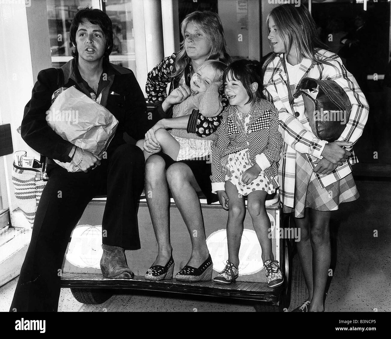 Paul McCartney singer with The Beatles August 1974 with Linda McCartney ...