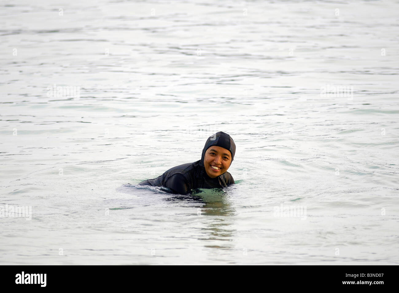Burqa beach hi-res stock photography and images - Alamy