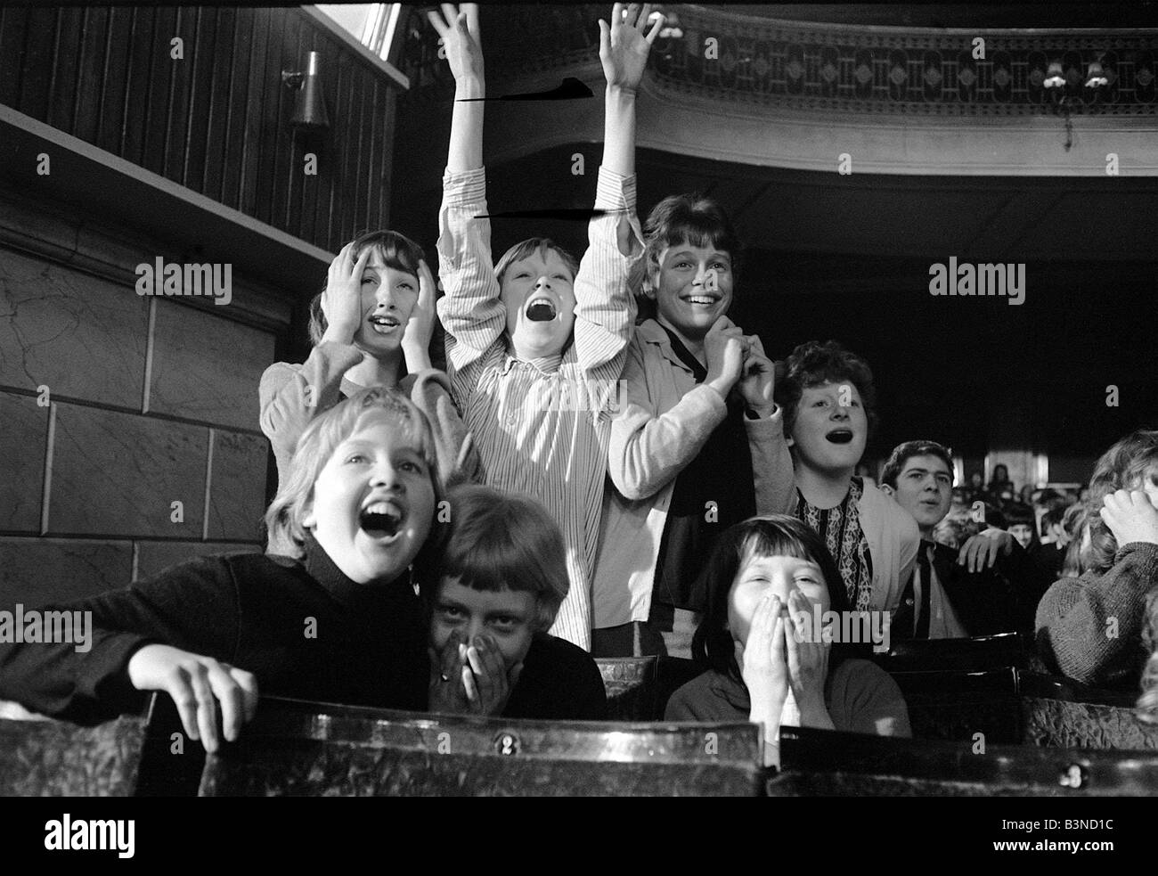 Pop Group The Beatles July 1964 John Lennon Paul McCartney Ringo Starr ...