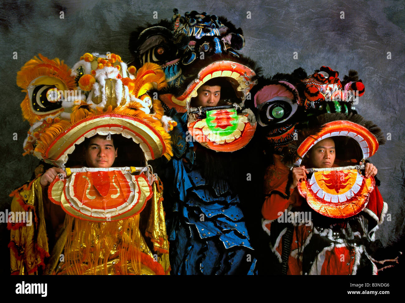 Chinese dragon dancers in Brooklyn NYC Stock Photo - Alamy