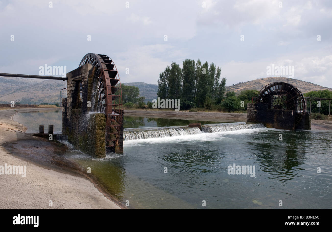 Waterwheel Irrigation system Stock Photo - Alamy