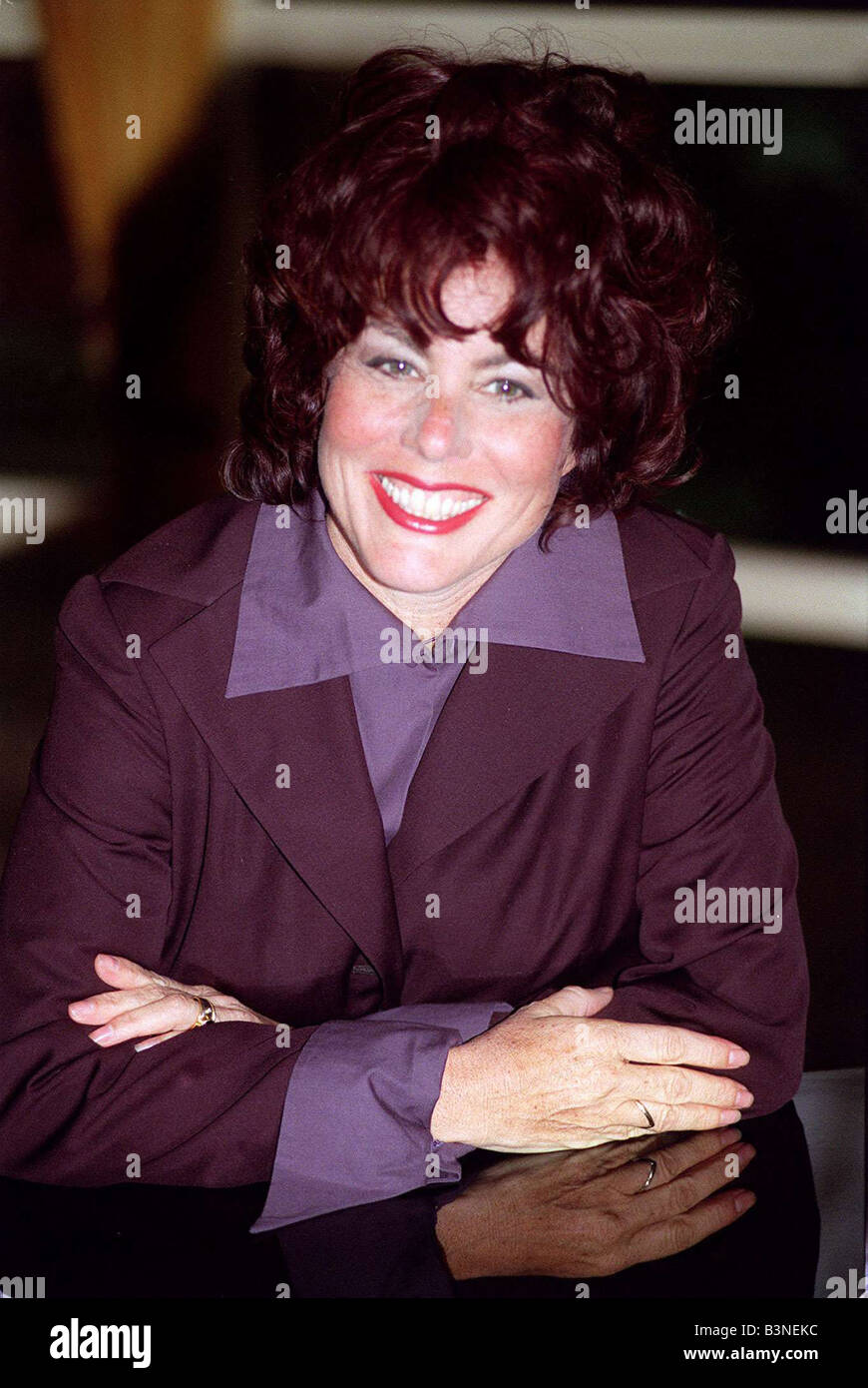 Tv presenter ruby wax hi-res stock photography and images - Alamy