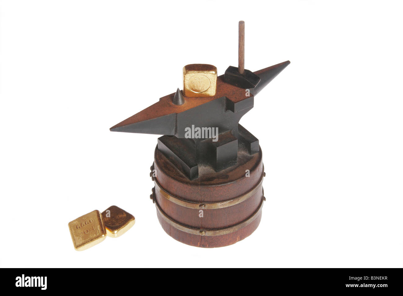 Gold anvil hi-res stock photography and images - Alamy