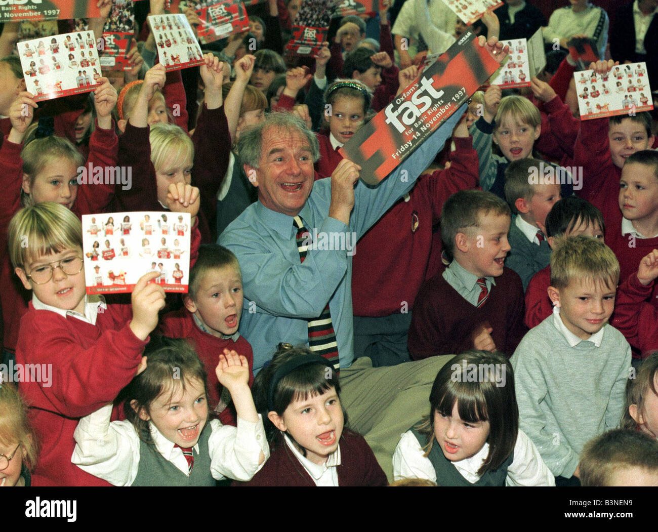 TV Presenter Johnny Ball with Redburn Primary School pupils Johnny Ball ...