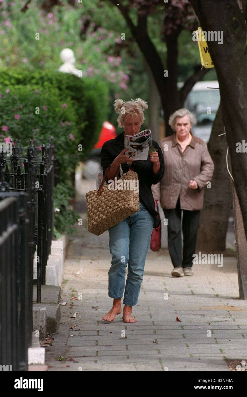 Paula yates 1998 hi-res stock photography and images - Alamy
