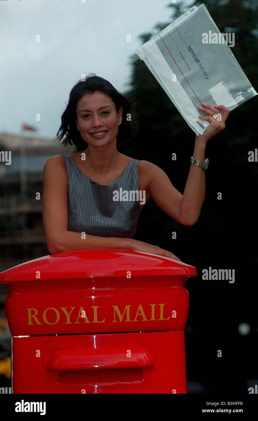 Melanie Sykes Model TV Presenter October 1998 Promoting the new Royal ...
