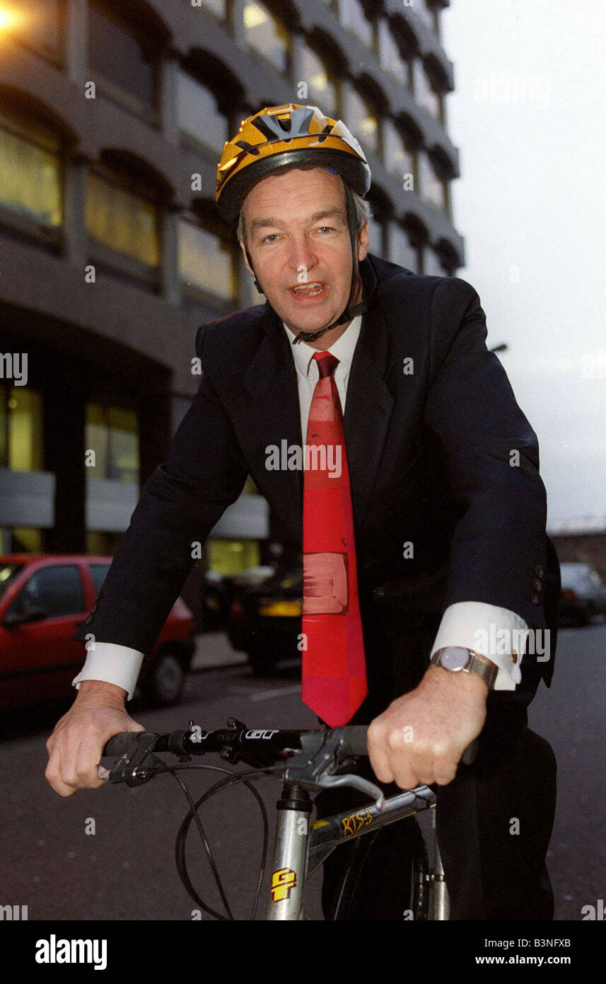 Jon Snow TV Presenter December 1998 Cahnnel 4 newscaster sitting on his ...
