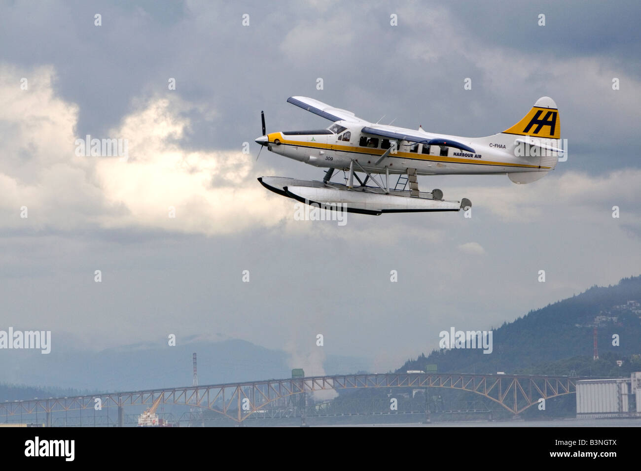 Seaplane flying at Port Vancouver in British Columbia Canada Stock ...