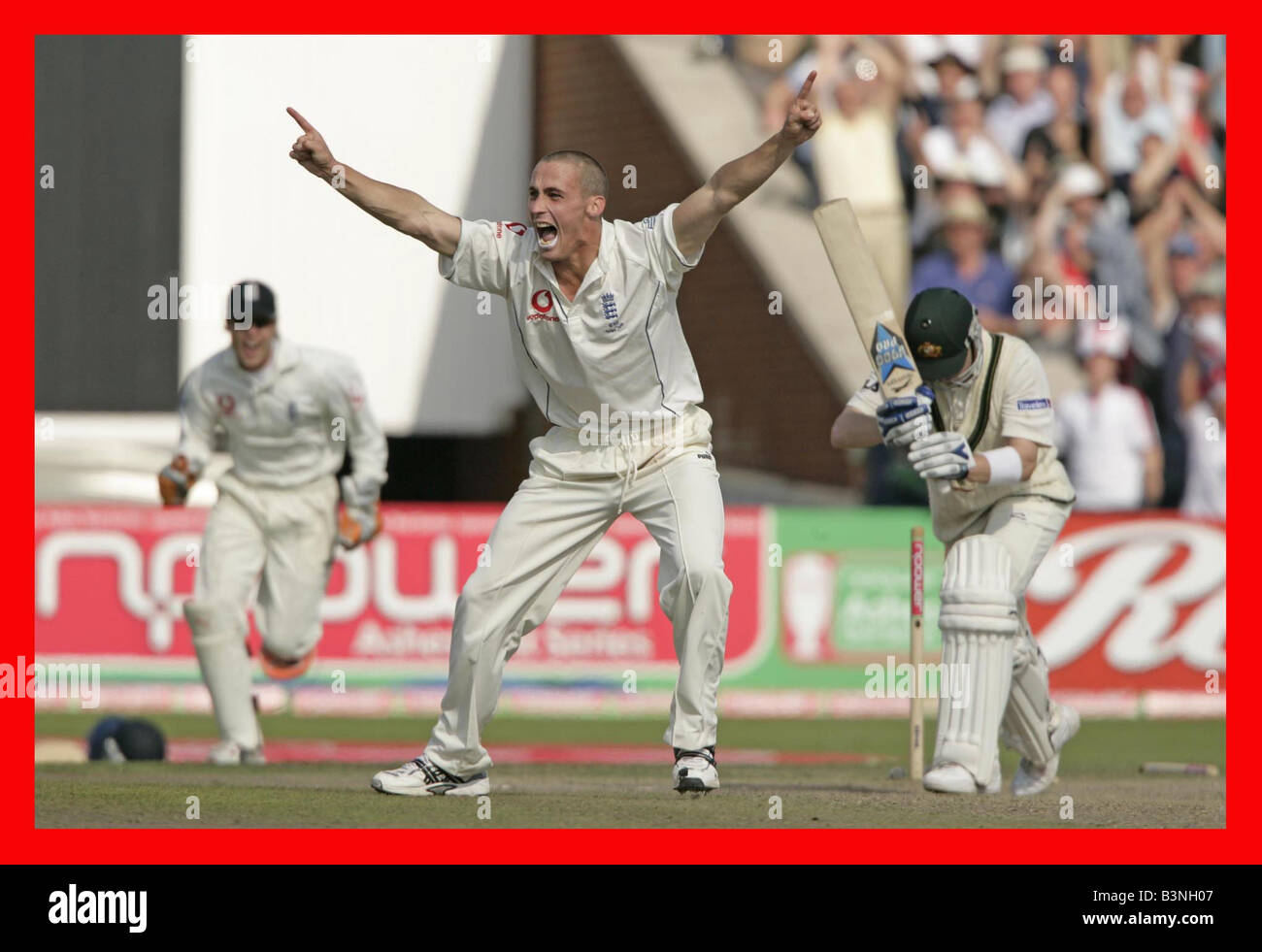 England cricket team ashes 2005 hi-res stock photography and images - Alamy