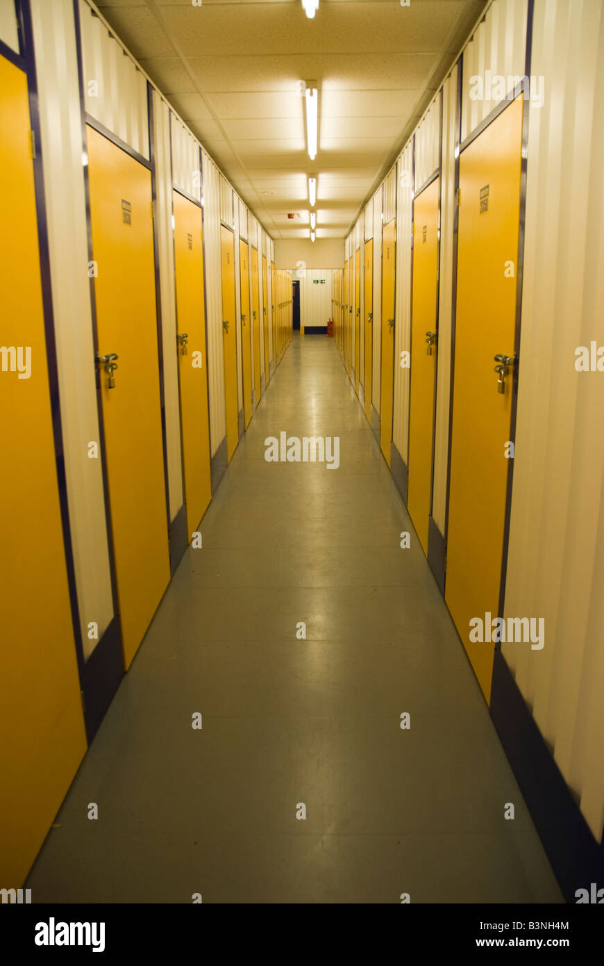 Interior of lock up storage facility Stock Photo - Alamy