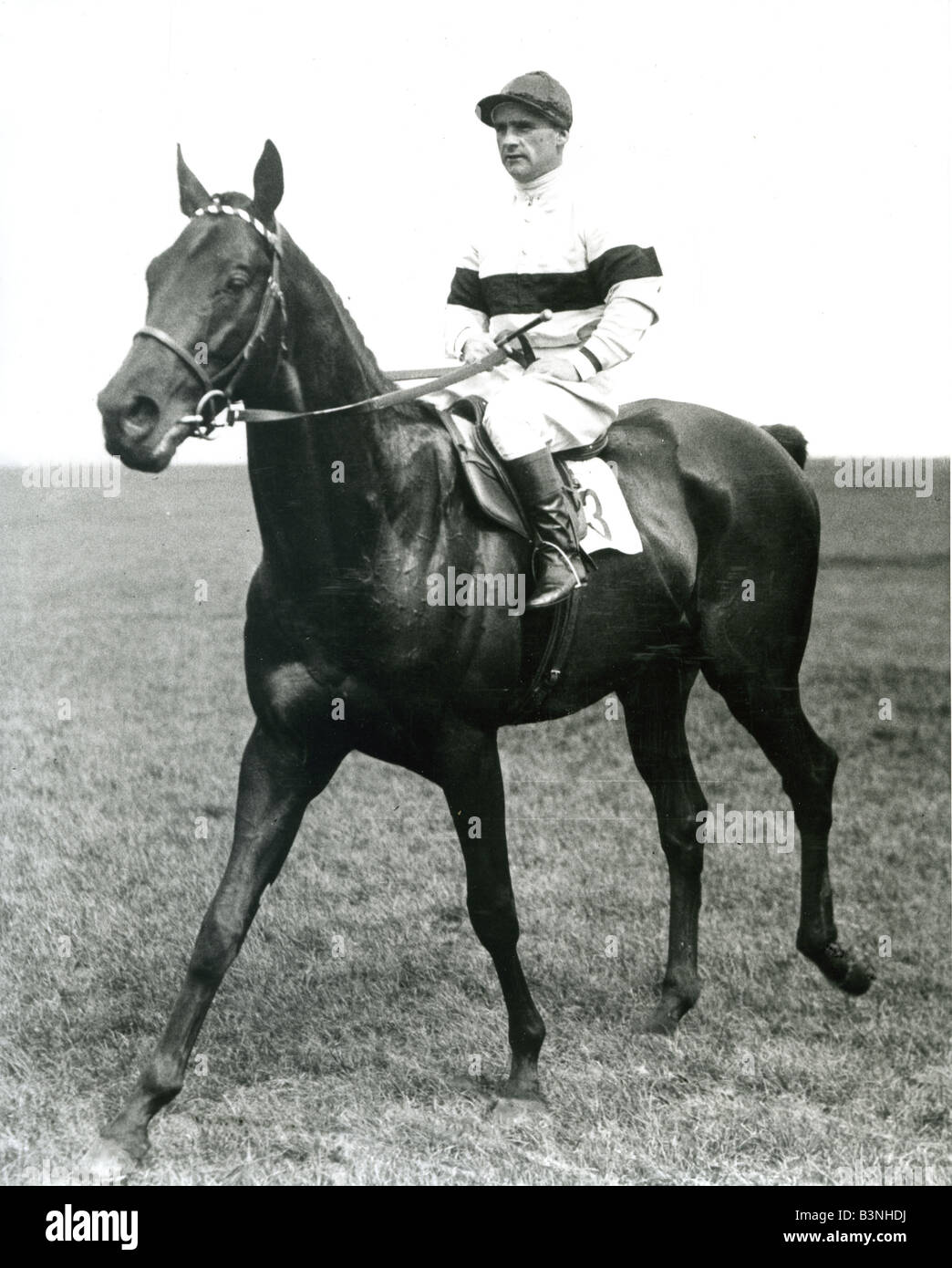 GORDON RICHARDS UK flat racing jockey 1904 to 1986 who was Champion ...